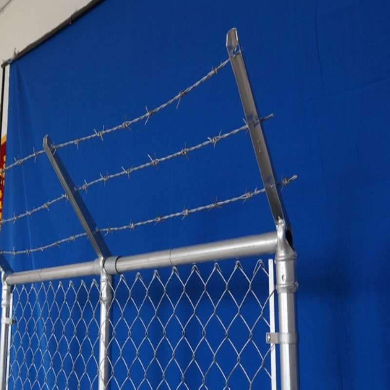 Hot Dip Galvanized Chain Link Fence Diamond Shape Cyclone Mesh Fencing ...